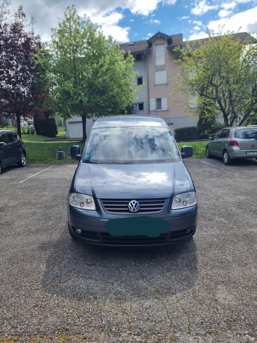 Vand Volkswagen Caddy 4×4 Suceava • OLX.ro