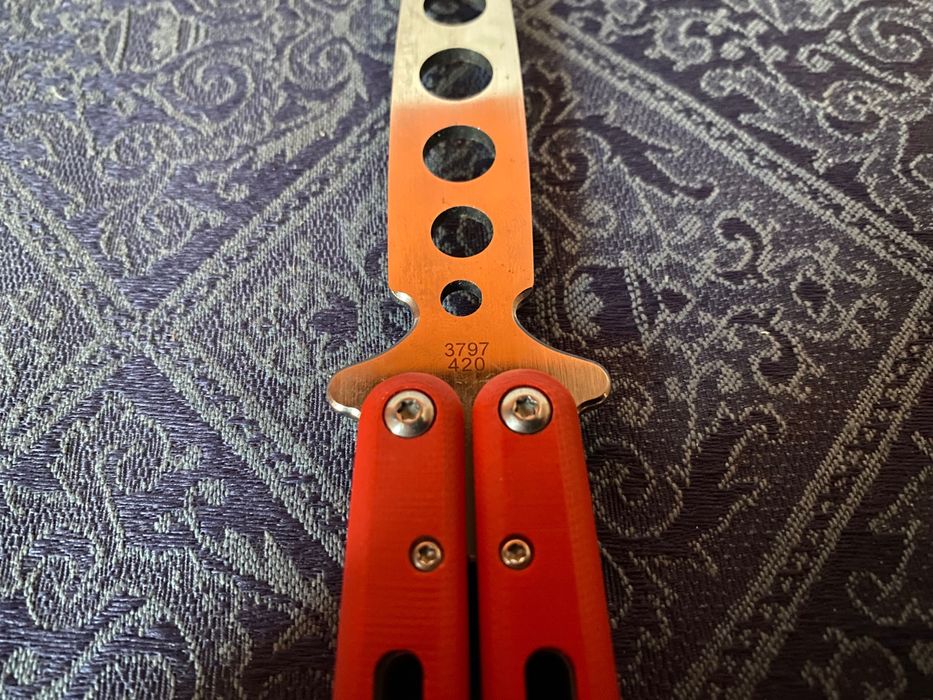 Тренировъчен нож пеперуда butterfly knife Boker Plus гр. София Надежда 2 • OLX.bg