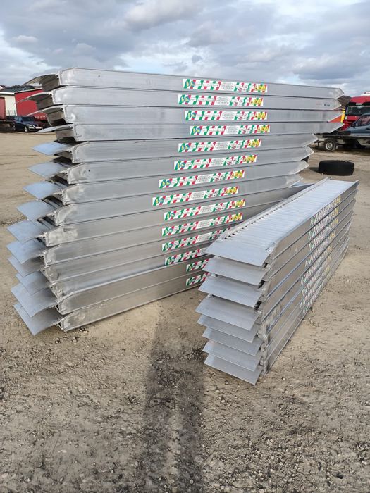 Rampe aluminiu Italia Noi | Auto | Rampa | Agro (BC) Bacau • OLX.ro