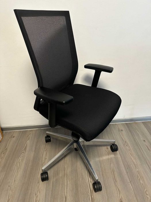 Scaun birou ergonomic marca Sitland Rim Techo cu brate si roti ...