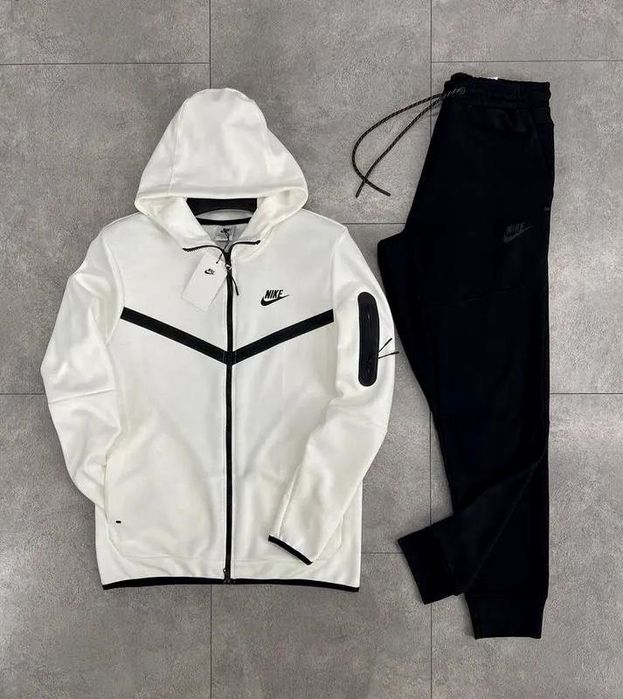 Treninguri Nike Tech Diferite modele & marimi pe stoc! Bucuresti ...