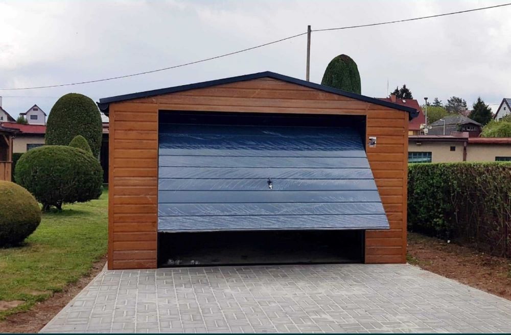 Vand garaje auto structura metalica învelit din panouri sandwich Negru ...