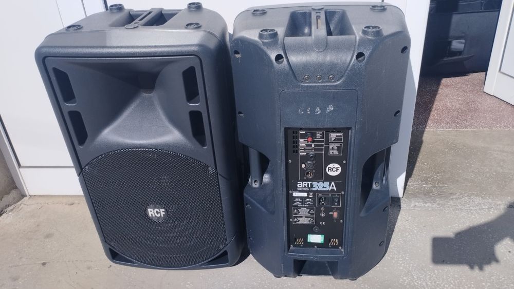 Rcf 325A boxe active cu huse Bistrita • OLX.ro