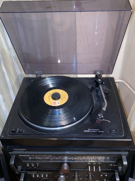 Sistem Audio Tecsonic și boxe Technics Predeal • OLX.ro