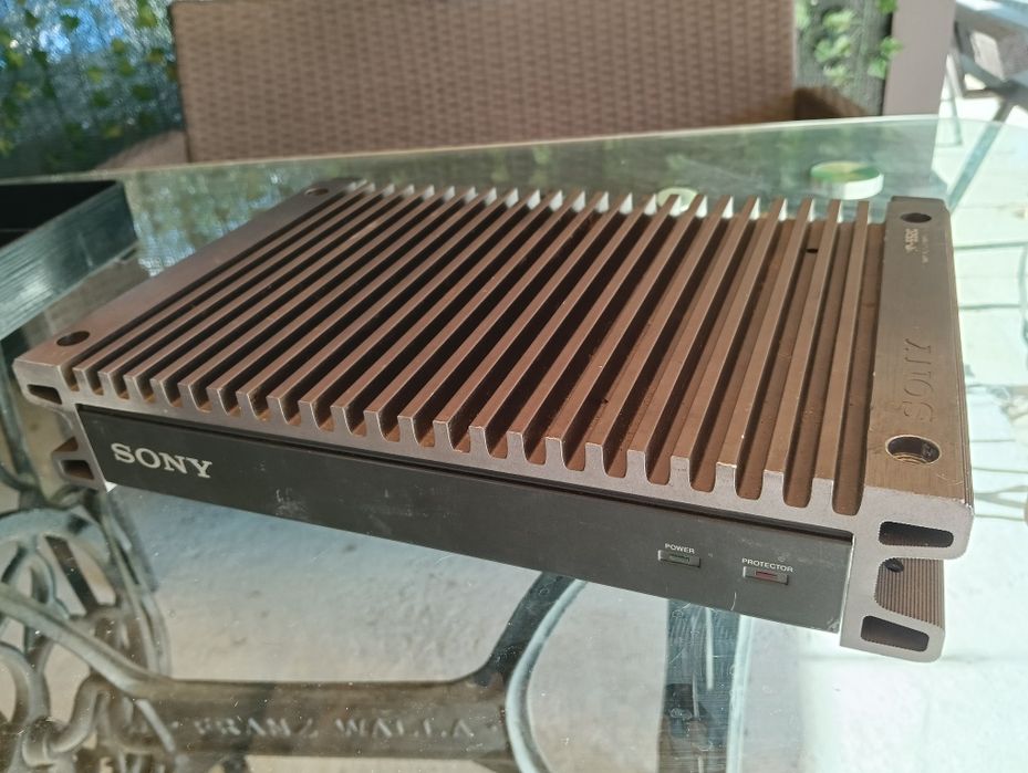 Subwoofer activ / Statie auto si subwoofer diverse Pitesti • OLX.ro