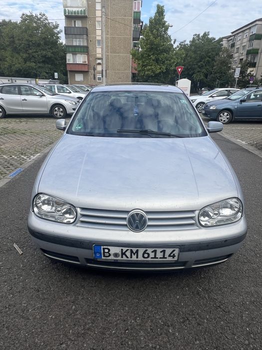 Golf 4 Basic 1.4 benzina Oradea • OLX.ro