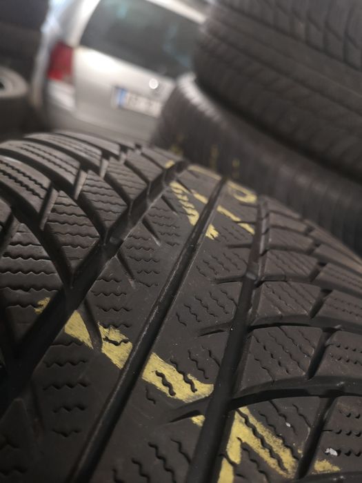 Anvelope, cauciucuri iarnă runflat Bridgestone 225 50 17 Arad • OLX.ro