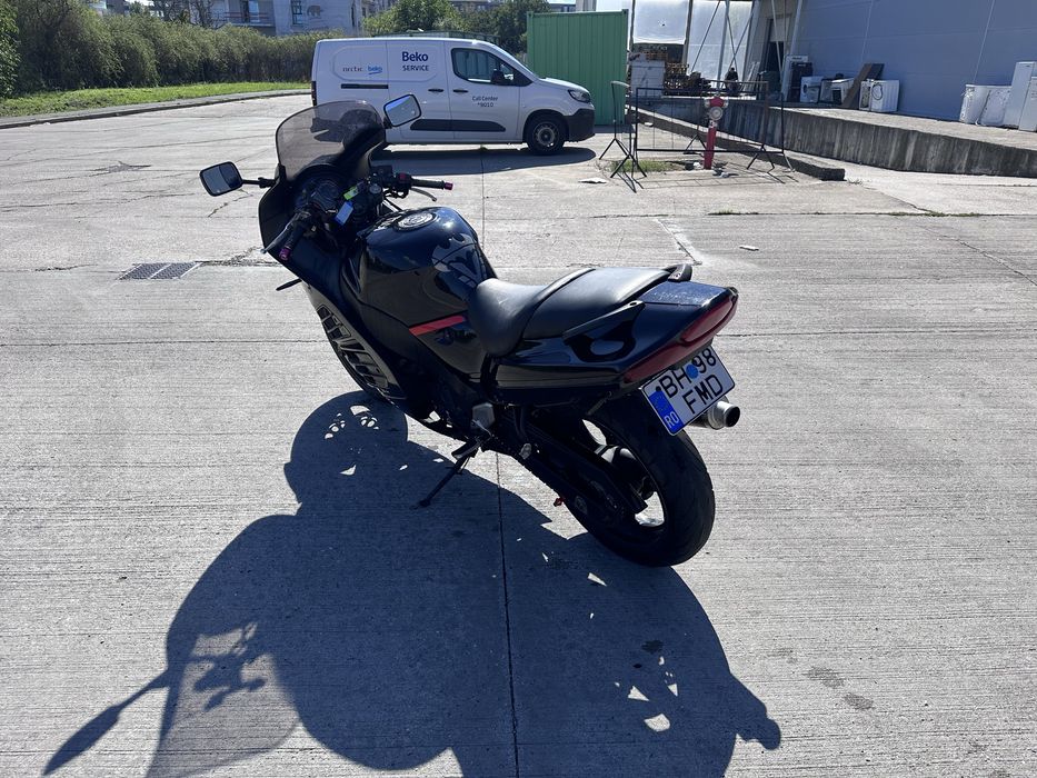 Suzuki RF 600 R. Sanmartin • OLX.ro