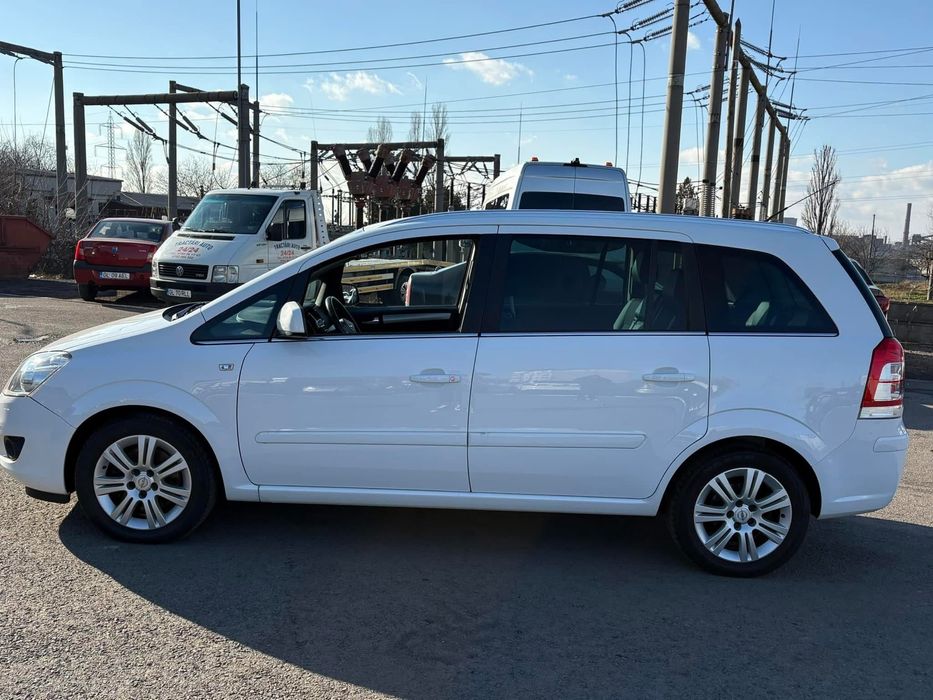 Opel Zafira 7 Locuri Galati • OLX.ro