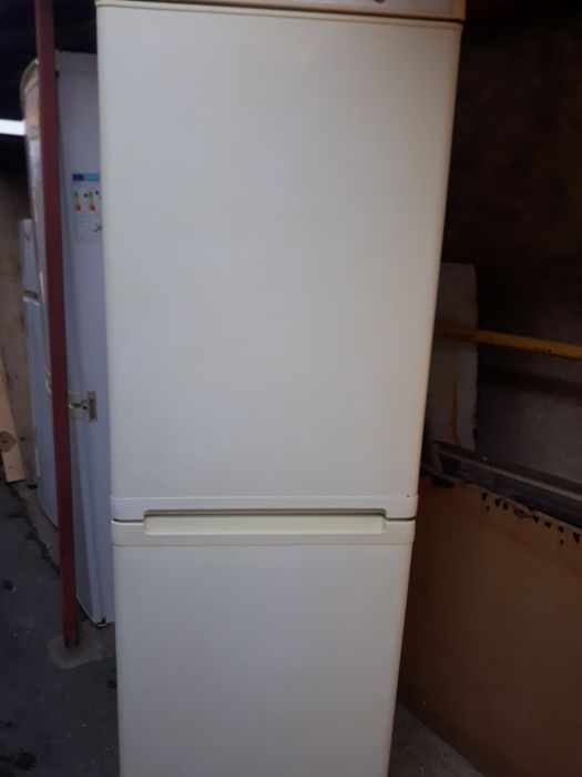 Frigider arctic combina frigorifica Whirpool zanussi Bucuresti Sectorul ...