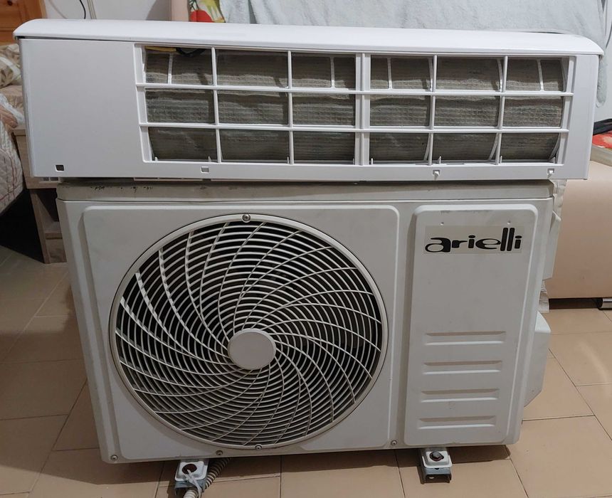 Климатик Arielle Wi-fi гр. Поморие • OLX.bg