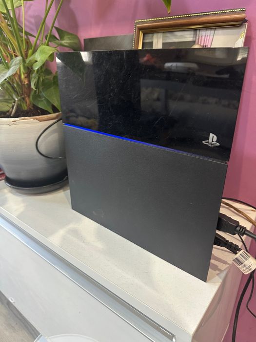 PlayStation 4 с Джойстик гр. Хаджидимово • OLX.bg