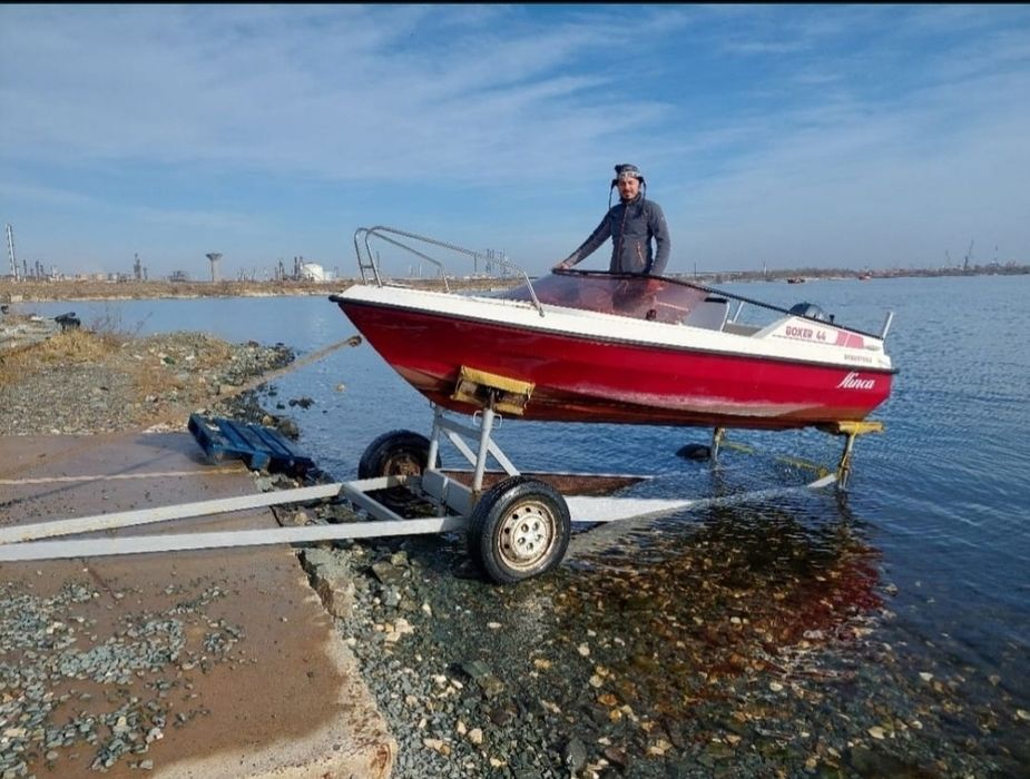 Peridoc trailer barci veliere Constanta • OLX.ro