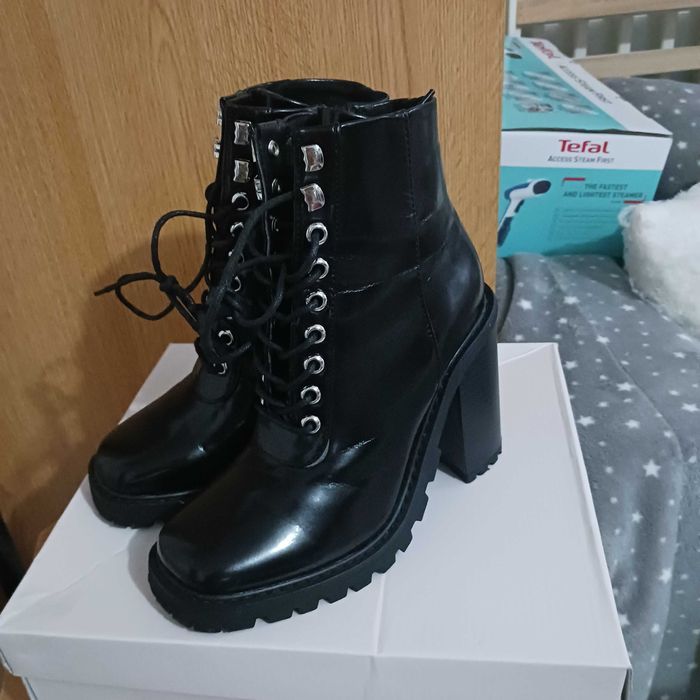 Botine dama DeeZee mar.36 Deva • OLX.ro