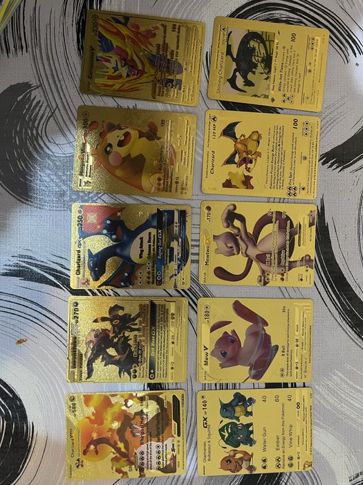 Carti Pokemon gold rare Constanta • OLX.ro