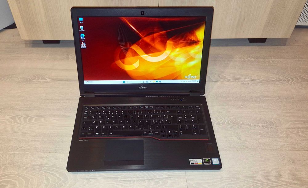 Gaming Fujitsu Celsius H780 i7-8750H 16GB 512GB SSD Quadro P1000 4GB ...