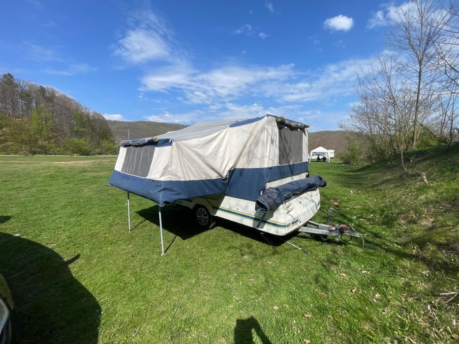 Remorca cort / Rulotă pliabilă Pennine Fiesta 4 persoane Magureni • OLX.ro
