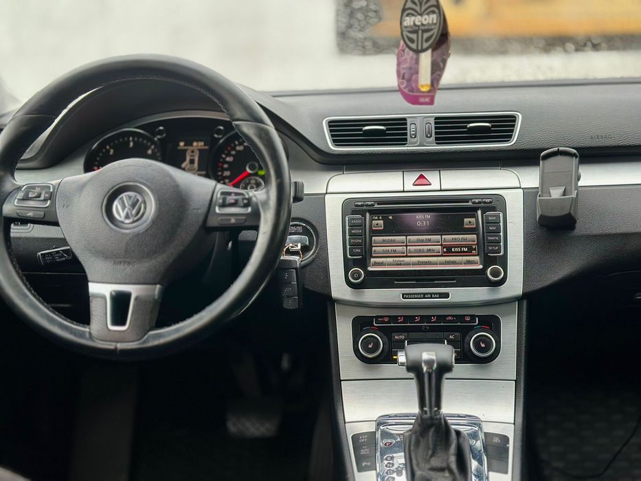 VW PASSAT CC 2.0d Automat 2009 ! Parc Auto / Rate /BuyBack ! Iasi • OLX.ro