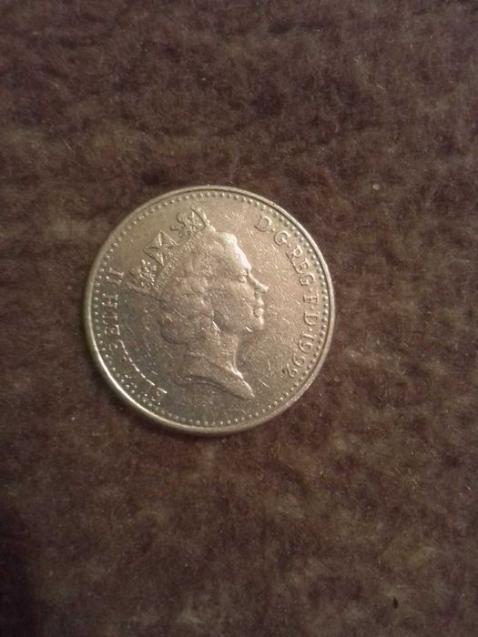 Moneda Ten pence 1992 Regina Elizabeth a doua Comanesti • OLX.ro