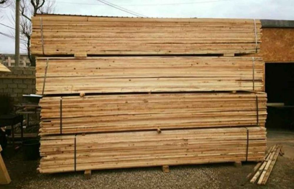 Vând cherestea molid ( scândură, grinzi, dulapi, lateti) Deva • OLX.ro