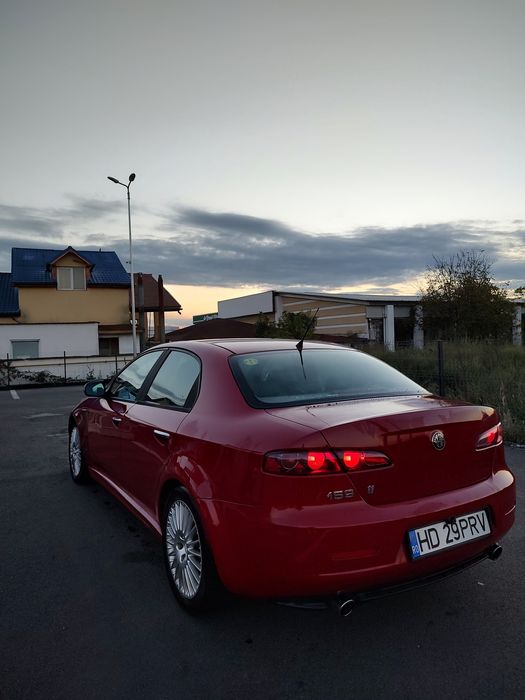 Vând alfa Romeo 159 Streisangeorgiu • OLX.ro