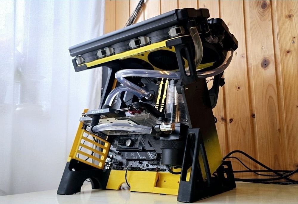 Carcasa gaming custom 3D Open Pc Frame II Galati • OLX.ro
