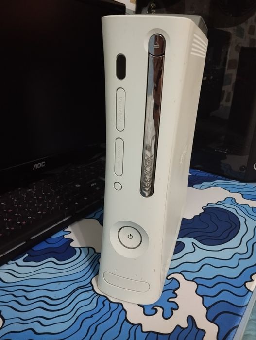 Xbox 360 fat работи гр. Плевен 9-ти квартал • OLX.bg