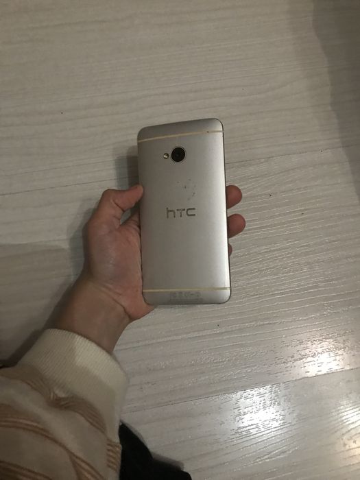 HTC one работещ гр. Варна Възраждане 1 • OLX.bg