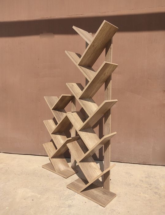 Kitob javon / Книжная полка: 300 000 сум - Офисная мебель Зангиата на Olx