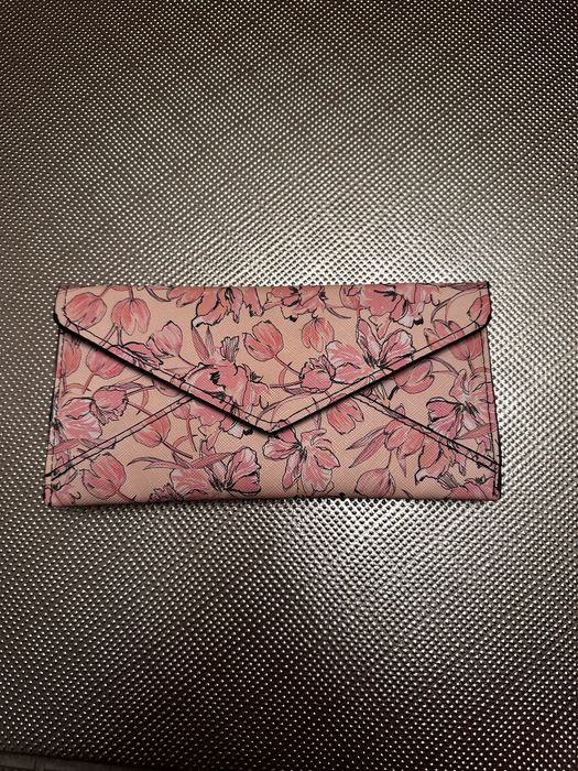 Дамски портфейл Mango гр. Троян • OLX.bg