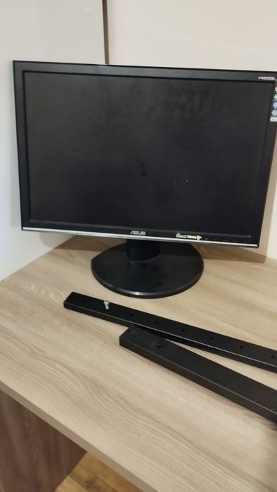 Продавам монитор с. Приселци • OLX.bg