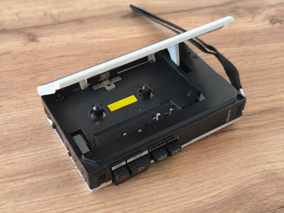 Sony Walkman TCM-2 cassette-recorder Oradea • OLX.ro