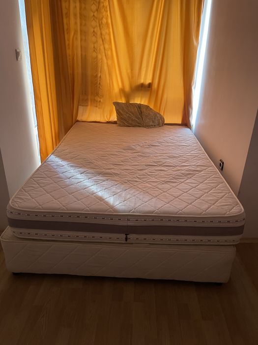 СПАЛНЯ 135см х 190 см гр. Варна Център • OLX.bg
