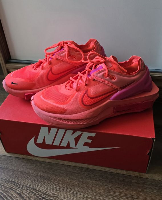 Нови обувки Nike Fontanka гр. София Център • OLX.bg