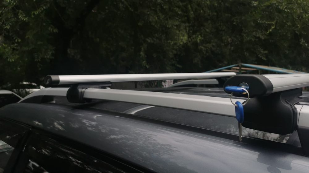 Поперечные перекладины (багажник) на крышу авто - Тюнинг авто Алматы на Olx