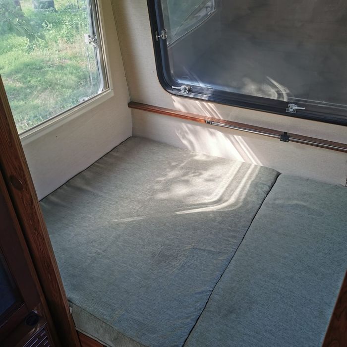 Rulota Adria 420 Catunu • OLX.ro