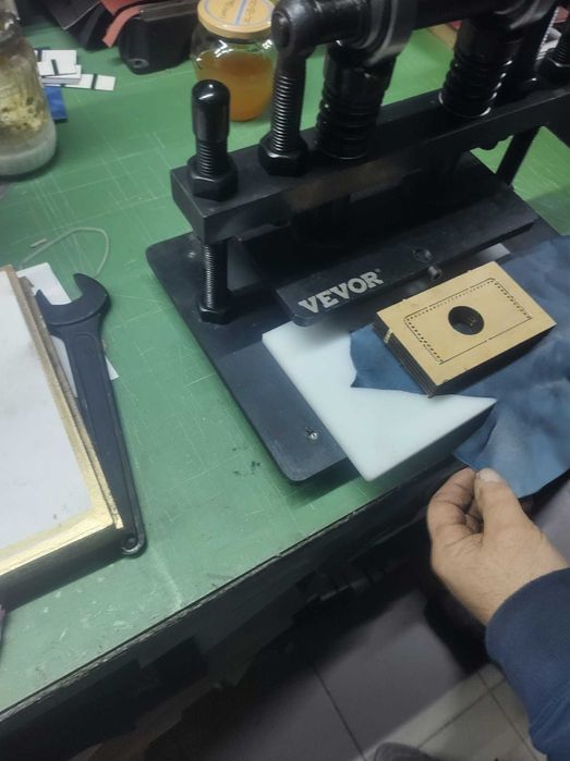 Presare piele ștantat piele presa piele noua Chitila • OLX.ro