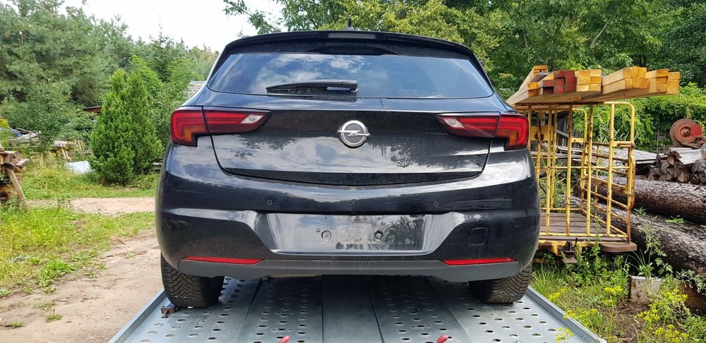 Piese Opel Astra K, motor 1.6cdti, portiere, sopuri, faruri, oglinzi ...