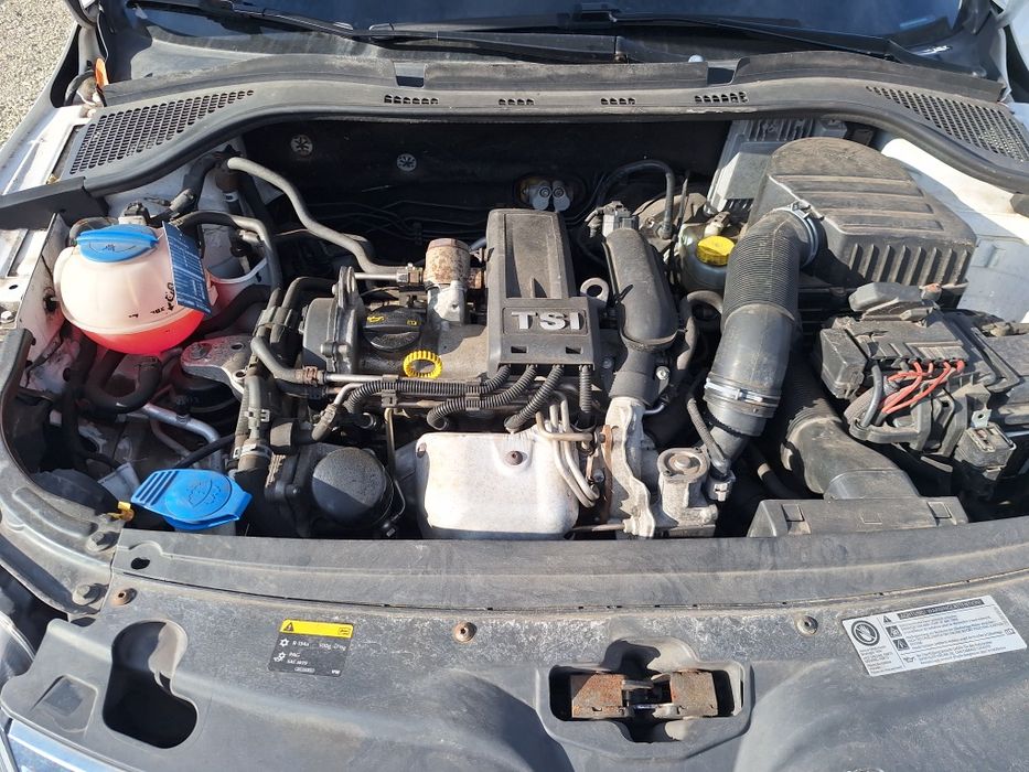 Dezmembrez Skoda Rapid 2015 motor 1.2 CBZB cod culoare LF9R xenon Cluj ...