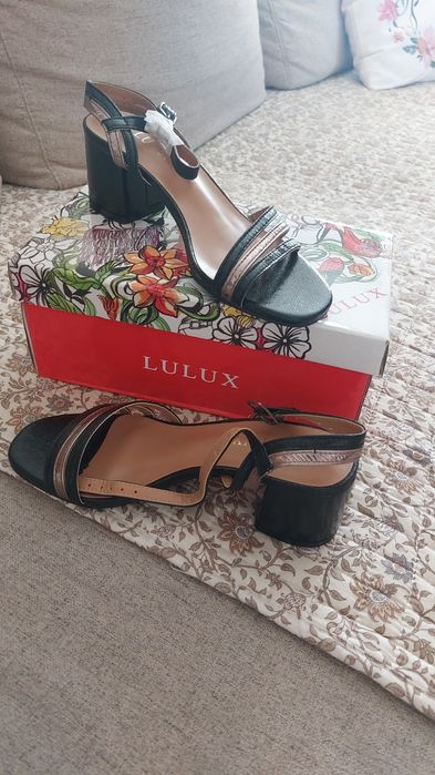 Sandale dama noi Santandrei • OLX.ro