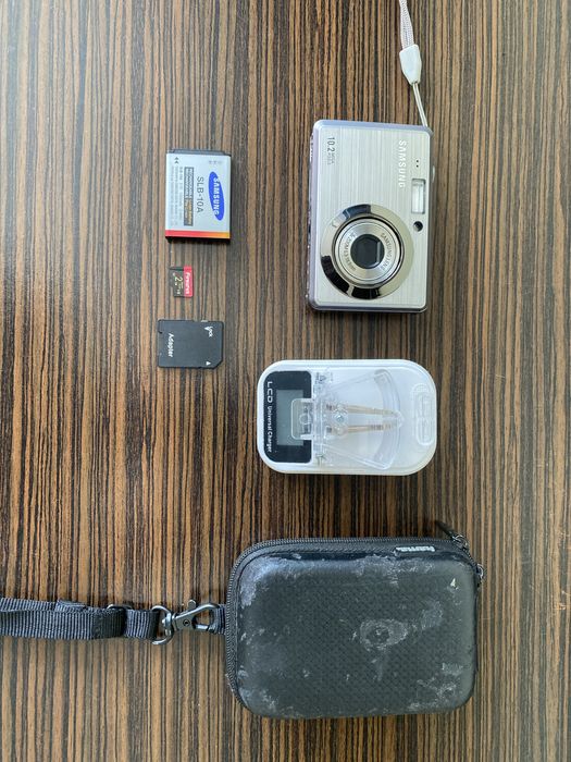 Aparat foto compact Samsung ES 55 Bacau • OLX.ro