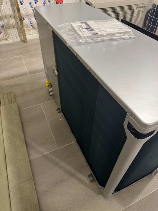 Pompa de Căldură - Daikin Altherma 9kW - Model EDLA09DA3V3 Baia Mare ...