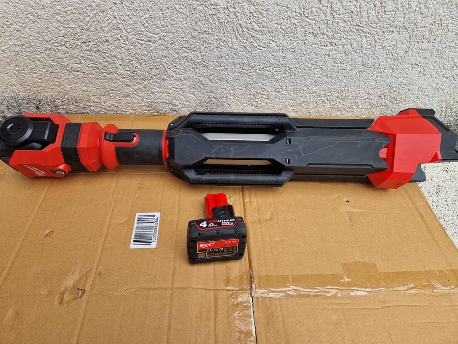 Milwaukee lampa de santier pe acumulatori Maureni • OLX.ro