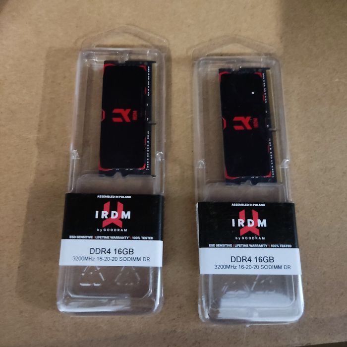 Продавам два броя ram памет sodimm 16gb ddr4 Модел: IR-3200S464L16A/1 ...