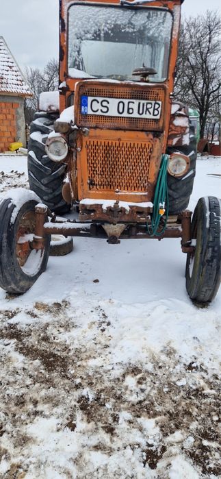Vand tractor U650 Stinapari • OLX.ro