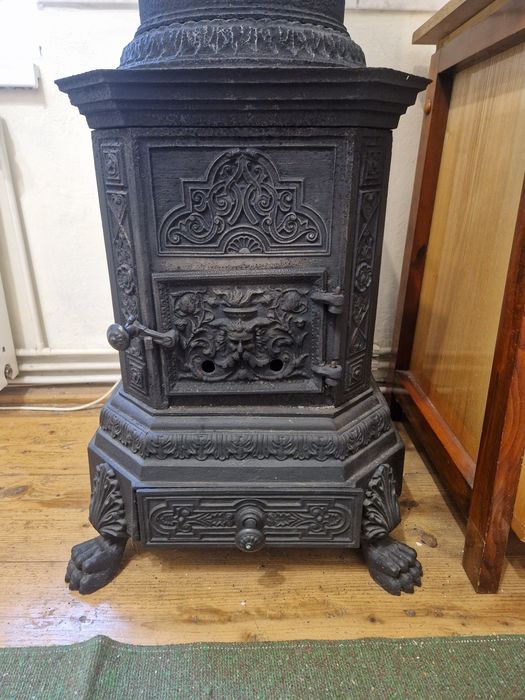 Soba fonta antica Ruschița Resita • OLX.ro