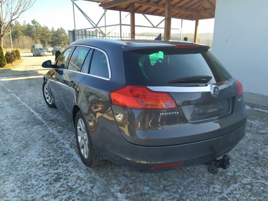 На части Опел Инсигния 2012г. Opel Insignia 2.0 дизел гр. Перник Калкас ...