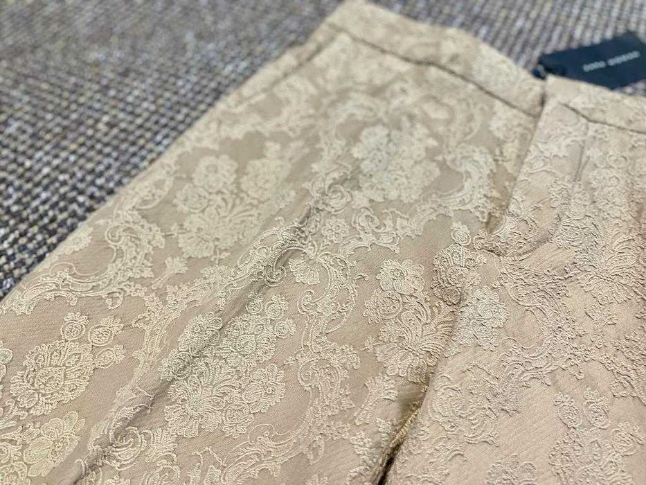 Pantaloni office Zara XS, model deosebit Iasi • OLX.ro