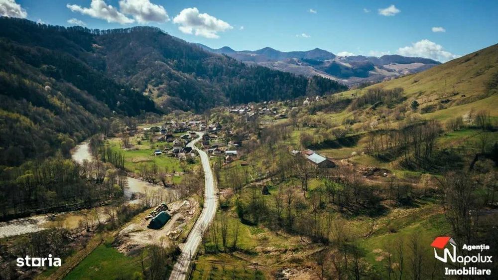 Casa deosebita in zona turistica pitoreasca Valea Ariesului Sartas • OLX.ro