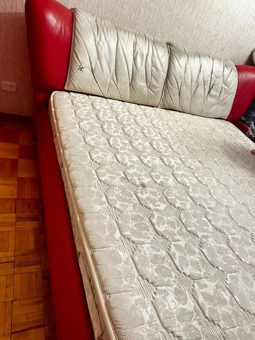 Продам двуспальную кровать, размер 200*220 - Мебель для спальни Усть ...